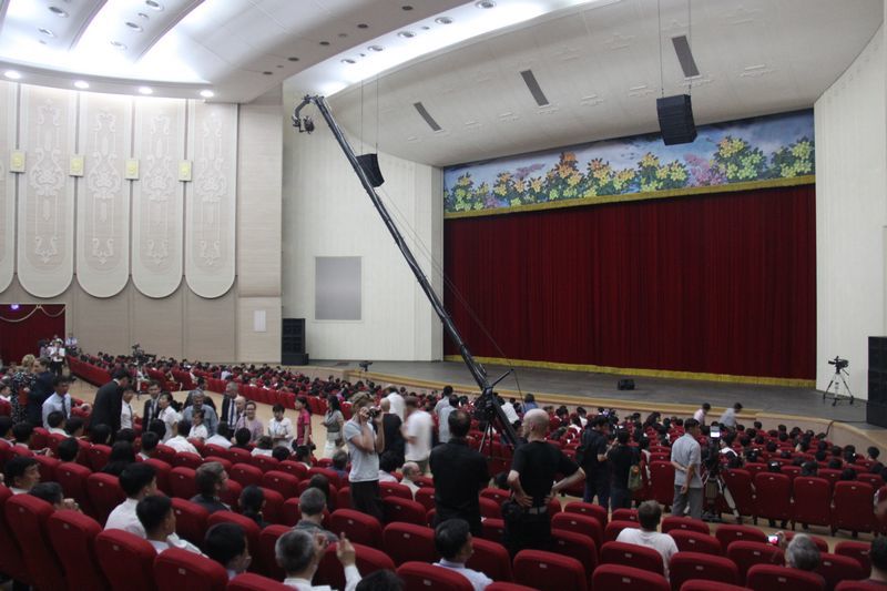 Ponghwa Arts Theatre | North Korea Travel Guide - Koryo Tours