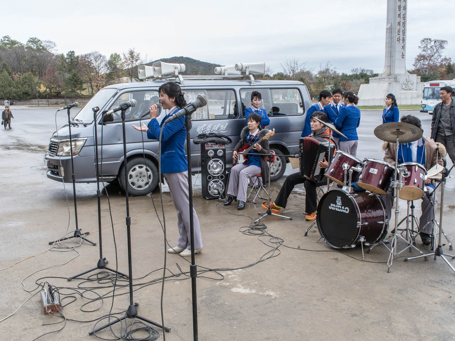 North Korean music at Yanggak Island Discs - Koryo Tours