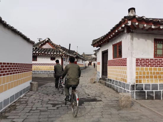 Kaesong City to the DMZ | North Korea Travel Guide - Koryo Tours